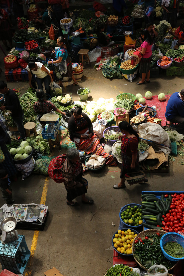 El lago Atitlán y Xocomil, regreso a las raíces mayas