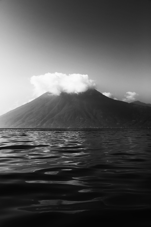 El lago Atitlán y Xocomil, regreso a las raíces mayas