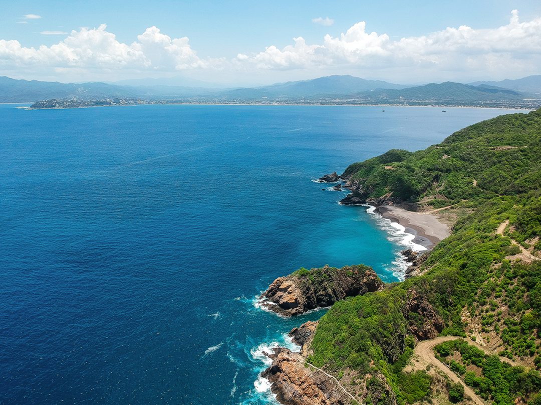 Guía para recorrer de punta a punta las playas de Colima