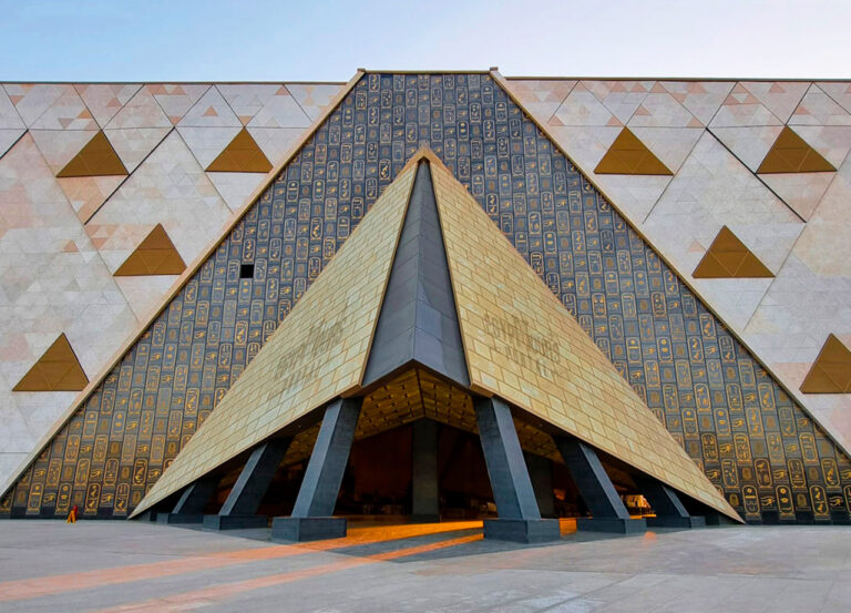 El Gran Museo Egipcio abrirá en el Cairo