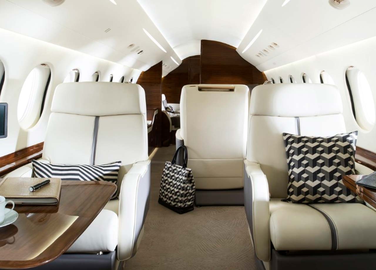 Hoteles que además de edificios… tienen jets privados