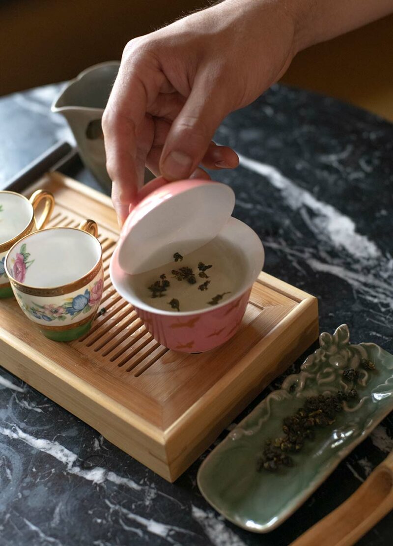 Para los verdaderos fanáticos del té: ¿dónde, cómo y con qué tomarlo?