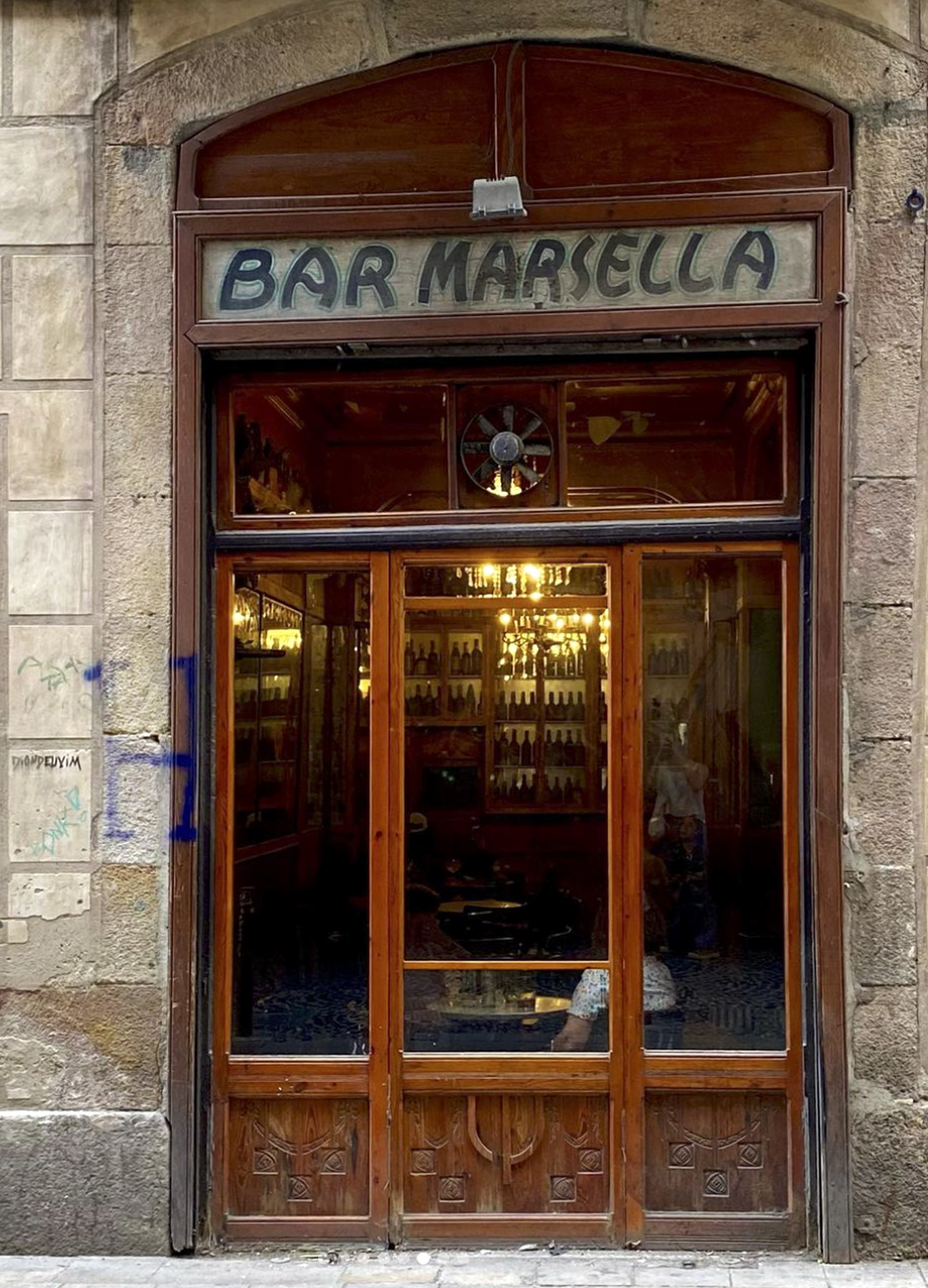 Bar Marsella: el favorito de Picasso, Dalí y Hemingway en Barcelona