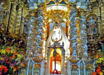 Iglesia de Santa María Tonantzintla, la única iglesia en Puebla con ...